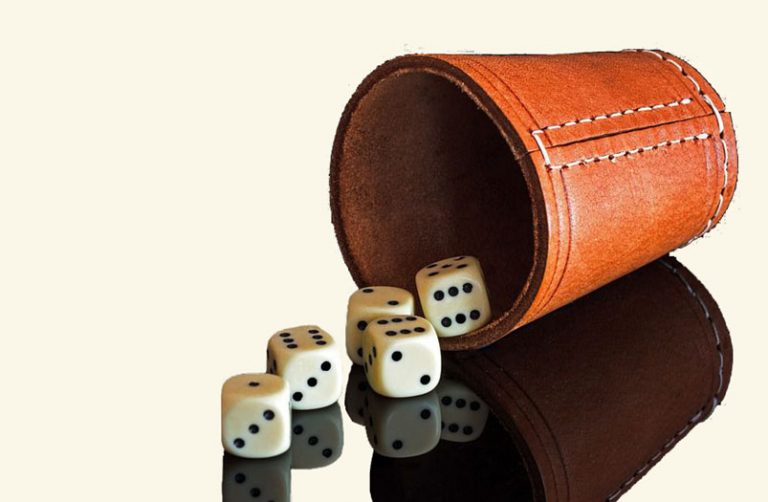 Dobbelen, het basisspel en valsspelen - René van Maarsseveen